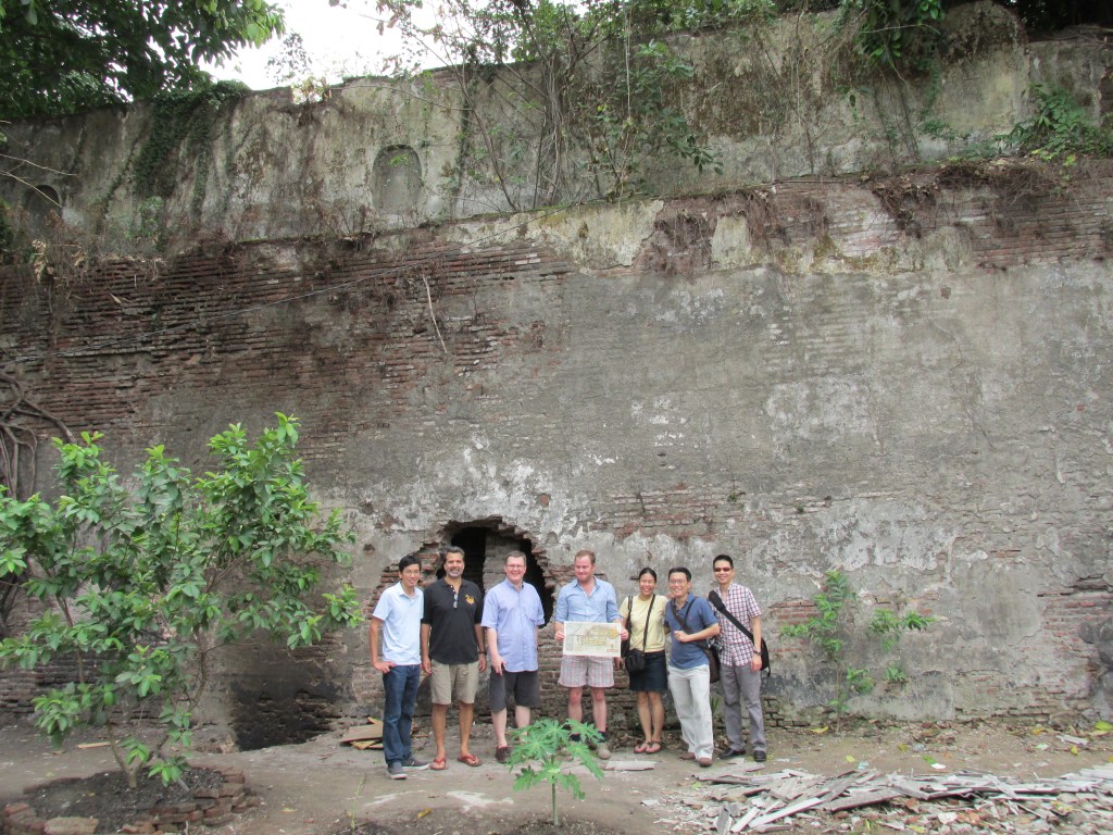The Walls of Old Batavia | spiceislandsblog